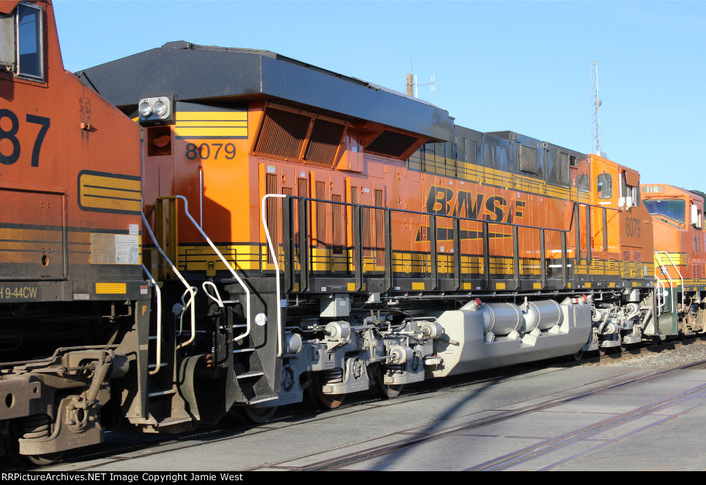 BNSF 8079